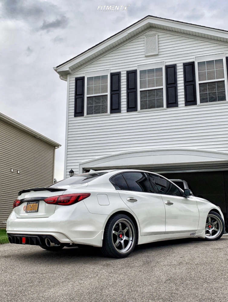 2018 INFINITI Q50 Luxe with 18x9.5 Aodhan Ah08 and Continental 265x35 ...
