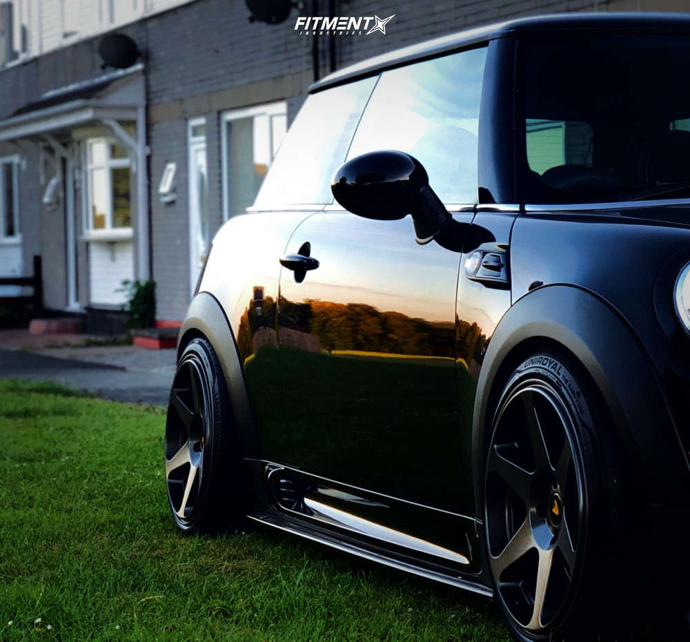 2010 Mini Cooper John Cooper Works with 17x8 AutoStar Chaser and ...