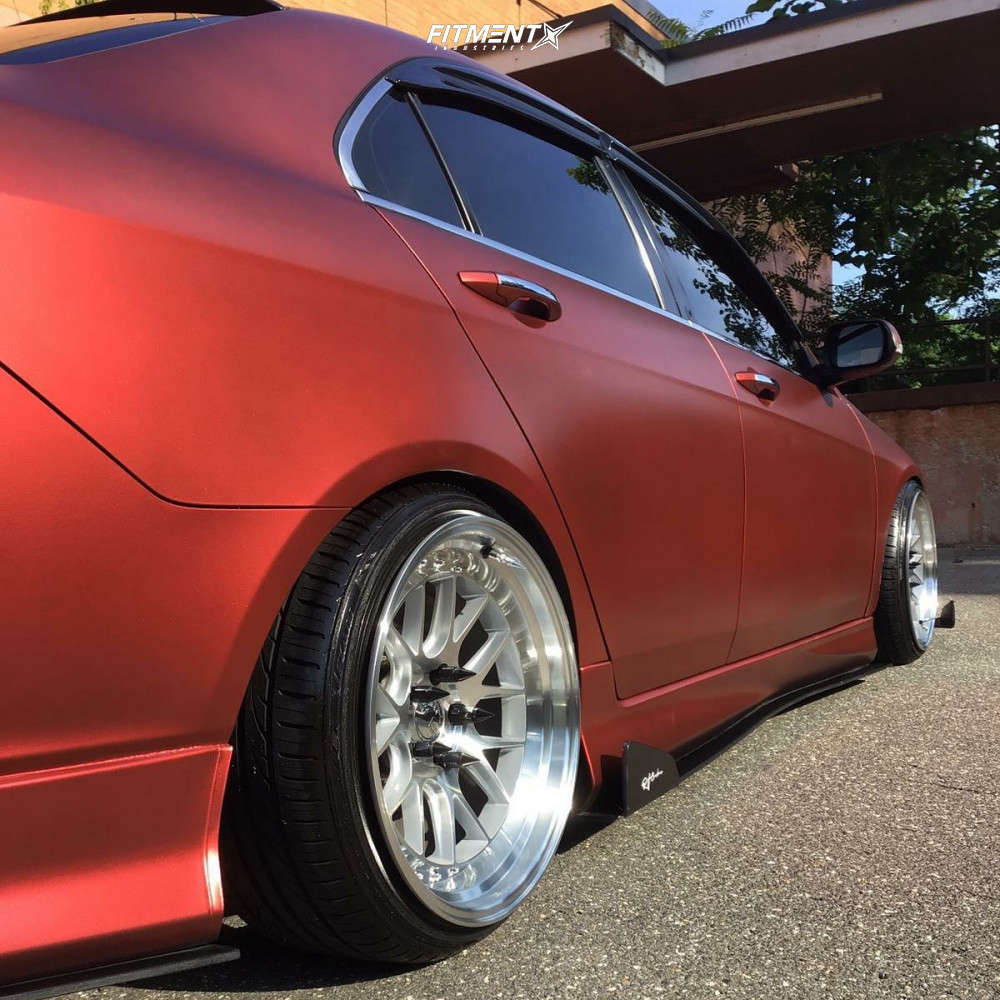 2006 Acura TSX Base with 18x9.5 Aodhan DS06 and Achilles 215x35 on ...