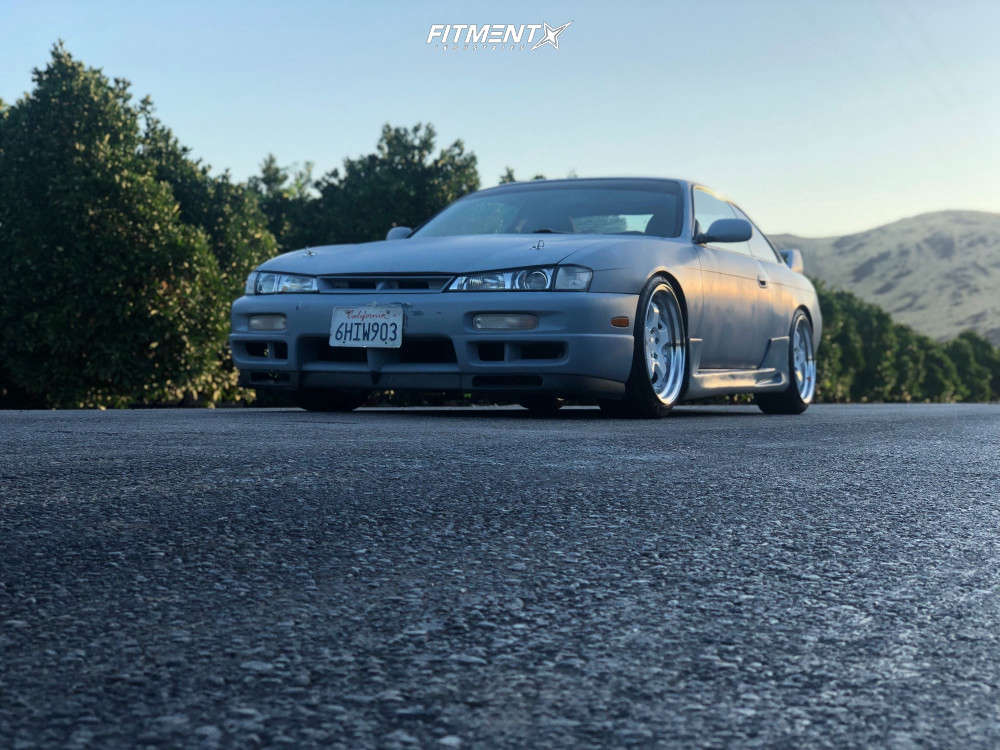 1996 Nissan 240SX SE with 18x9.5 ESR Sr06 and Federal 225x40 on ...