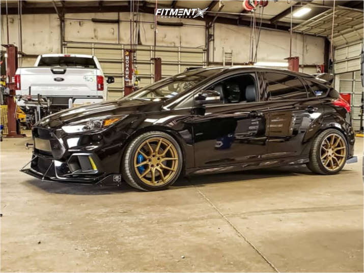 2016 Ford Focus RS with 18x9.5 Option Lab S401 and BFGoodrich 255x35 on ...