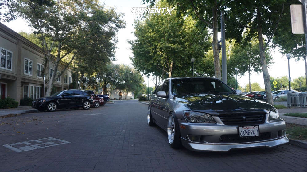 2004 Lexus IS300 Base with 18x9.5 Aodhan Ds07 and Federal 235x40 on ...