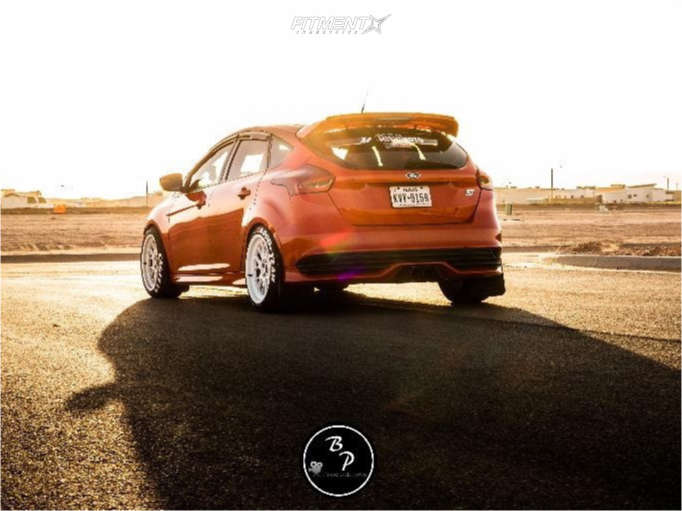 2015 Ford Focus ST with 18x9.5 Ambit Re83 and Goodyear 235x40 on ...