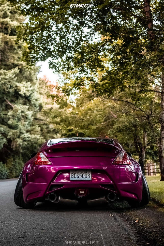2009 Nissan 370Z Touring with 20x11 Avant Garde F420 and Nexen 245x35 ...