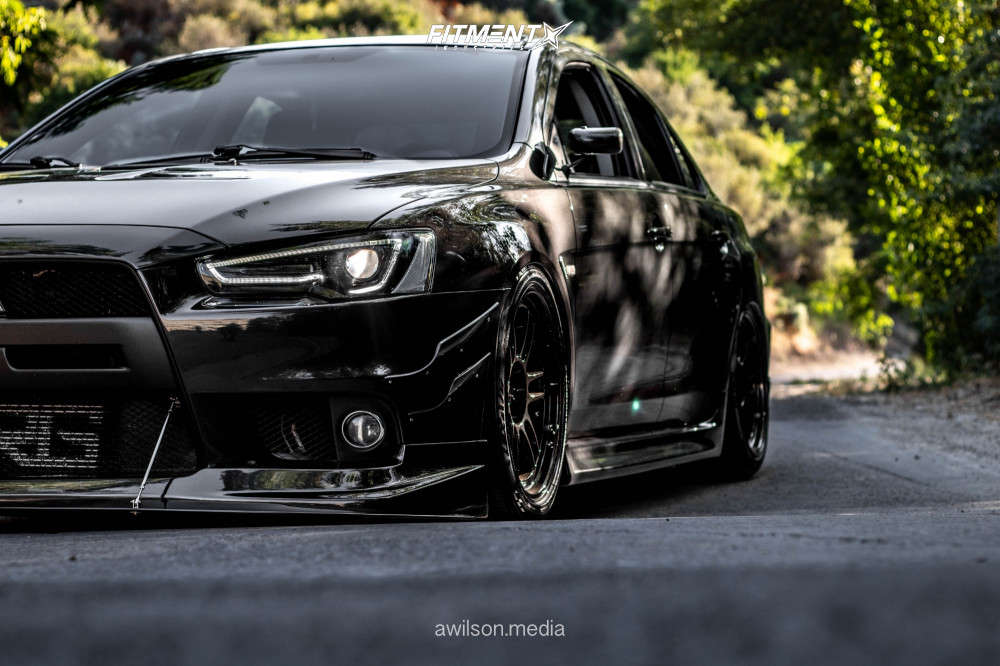 2011 Mitsubishi Lancer Custom