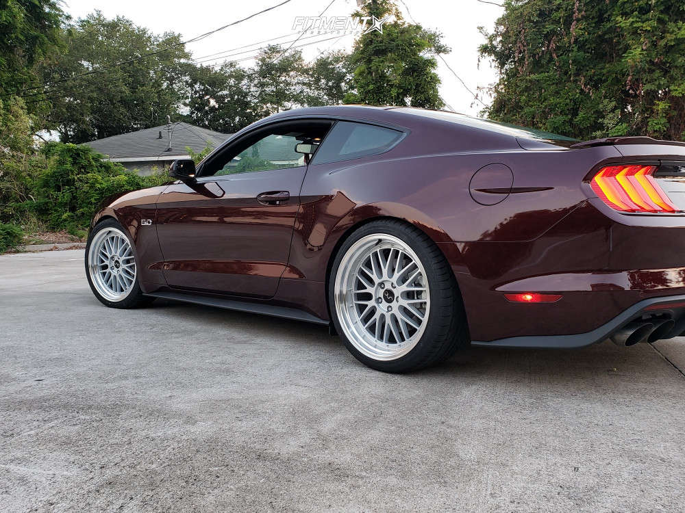 2018 Ford Mustang GT with 20x8.5 JNC JNC005 and Achilles 255x35 on ...