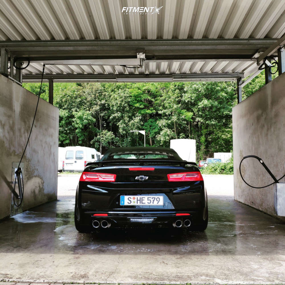 2018 Chevrolet Camaro SS with 20x9 Ferrada FR4 and Goodyear 245x40 on Lowering Springs | 753757 ...