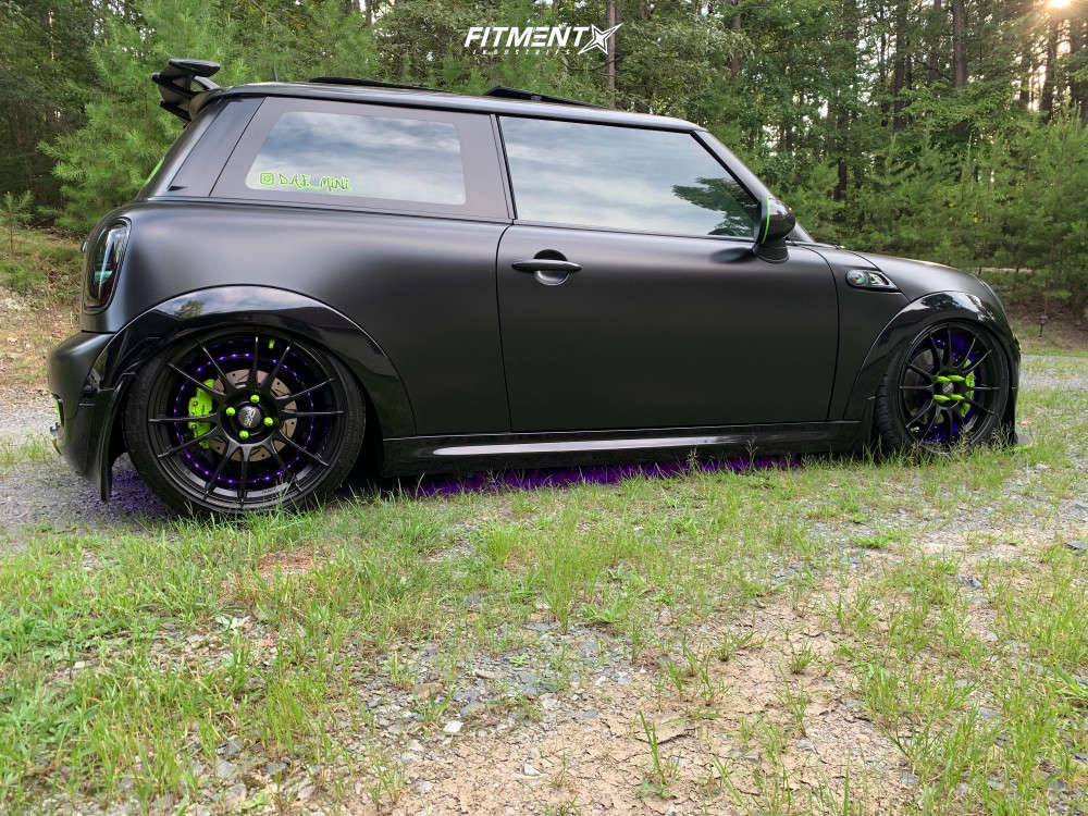 2013 Mini Cooper S with 18x7 OZ Racing Ultraleggera and Nitto 205x40 on ...