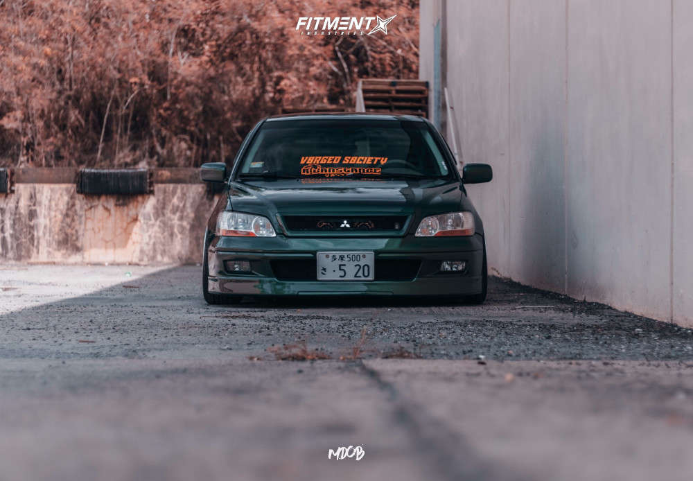 2003 Mitsubishi Lancer LS with 16x9 Klutch Sl2 and Leao 195x45 on Air ...