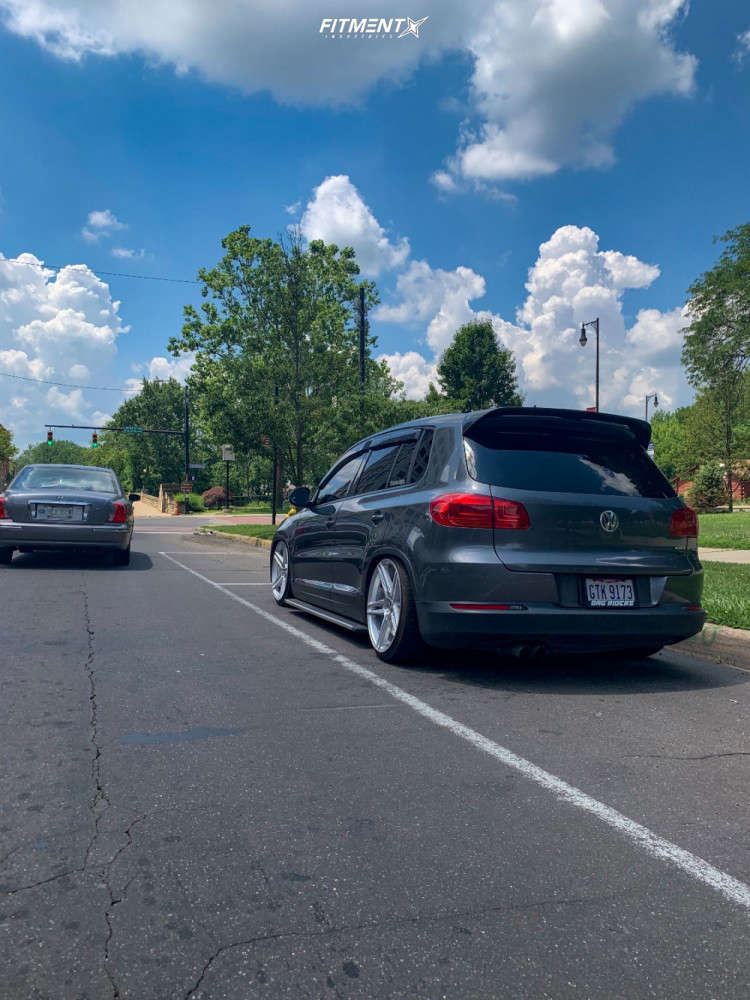 2013 Volkswagen Tiguan S with 19x9.5 Niche Turin and Achilles 225x35 on ...