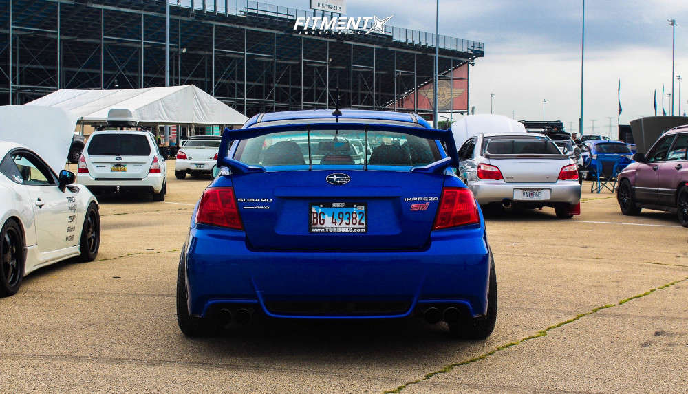 2012 Subaru WRX STI Base with 18x9.5 ESR Sr01 and Federal 215x40 on ...