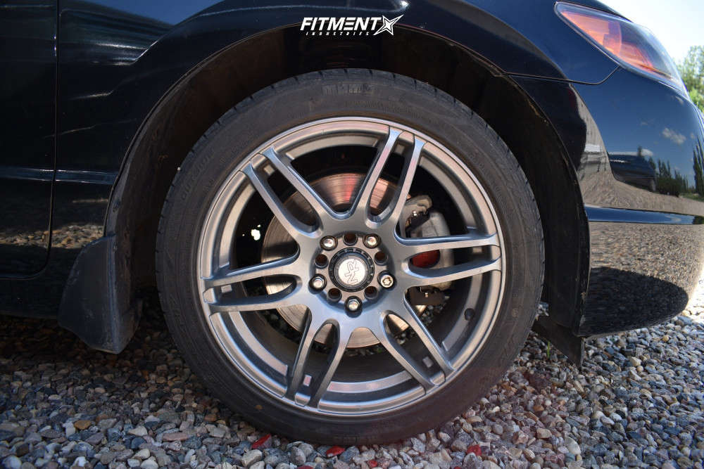2007 Honda Civic Si with 17x7.5 Niche Nr6 and Momo 215x45 on Stock ...