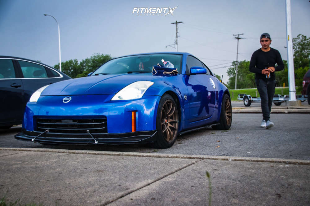 2006 Nissan 350Z Touring with 18x9.5 ESR Sr08 and Nitto 265x35 on ...