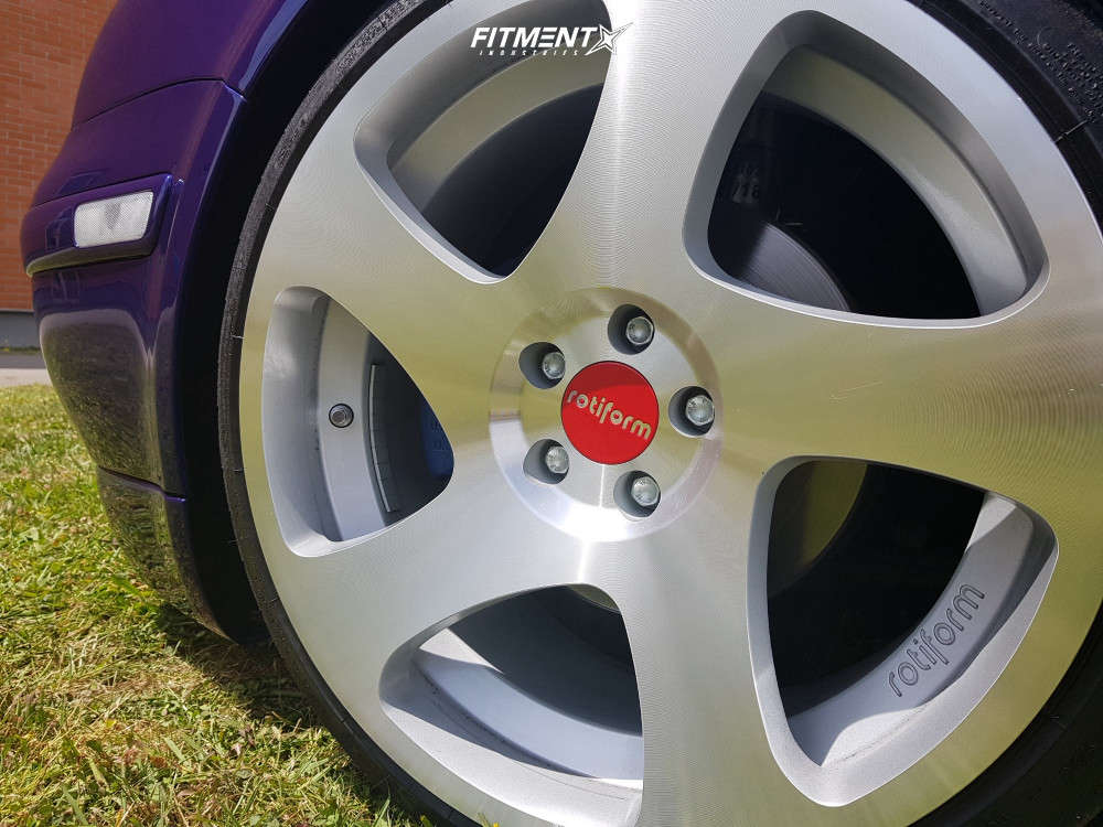 1999 Volkswagen Golf GTI with 18x8.5 Rotiform Tmb and Michelin 205x40 ...