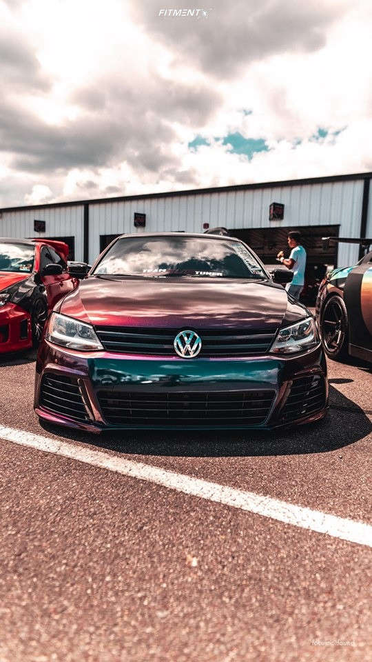 2015 Volkswagen Jetta S with 18x9.5 Antera and Achilles 205x40 on Air ...