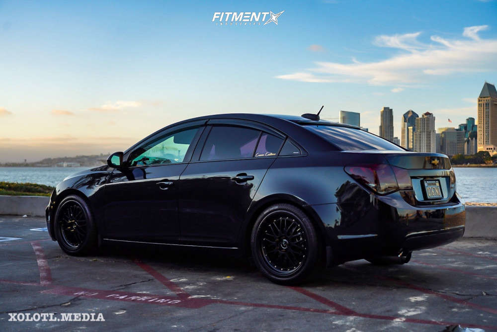 2015 Chevrolet Cruze LT with 18x8 JNC JNC005 and Accelera 225x45 on ...