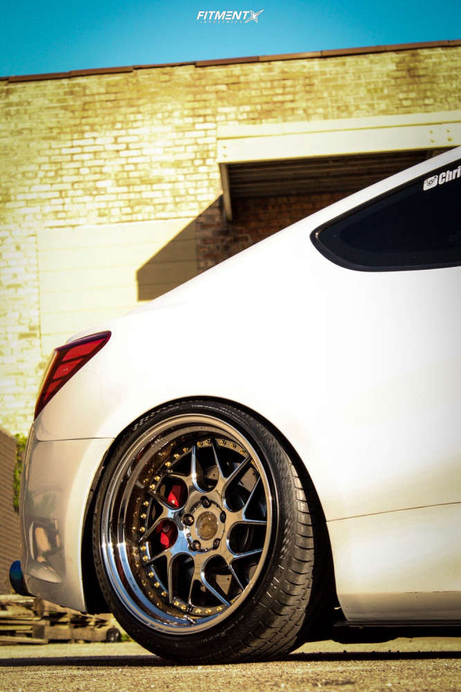 2013 Hyundai Genesis Coupe 2.0T R-Spec with 19x9.5 Aodhan Ds01 and ...