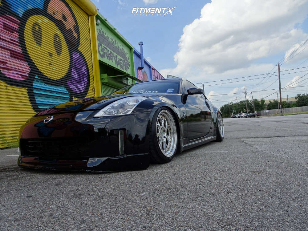 2003 Nissan 350Z Performance with 18x9.5 Aodhan Ds01 and Nitto 245x35 ...
