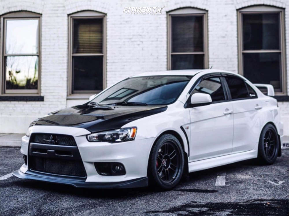 Custom Mitsubishi Lancer Black