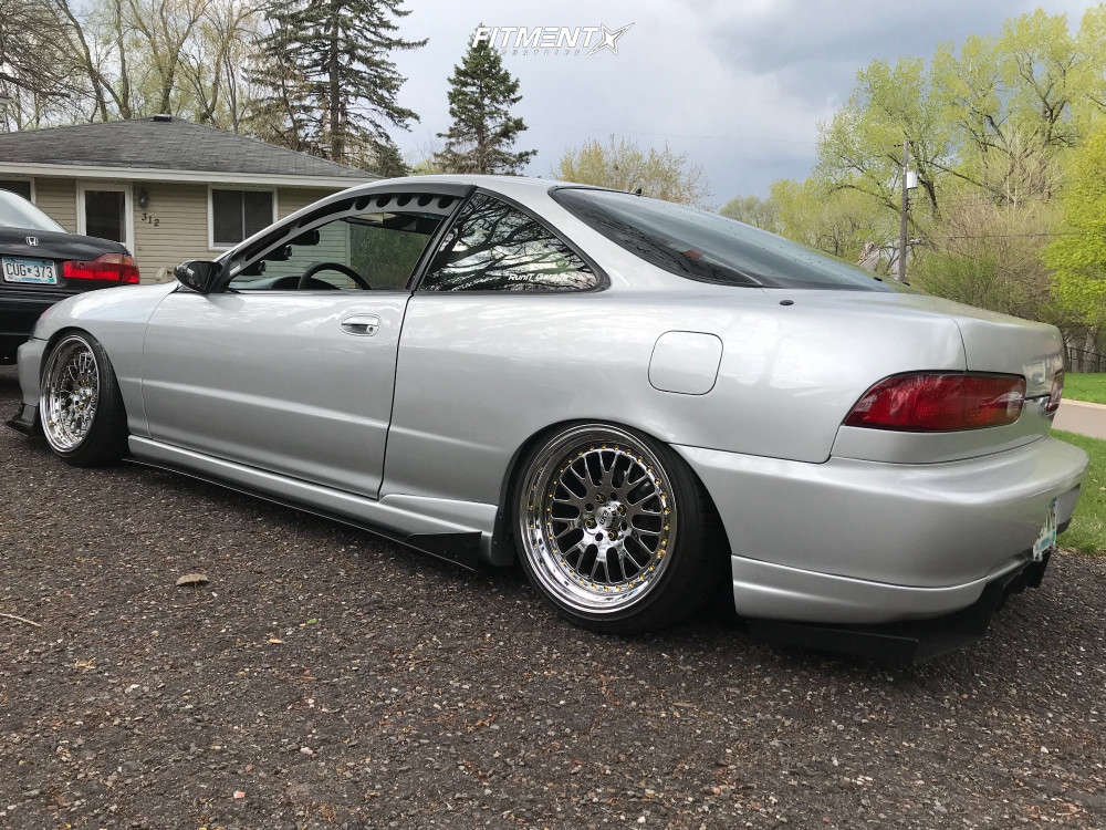 1999 Acura Integra LS with 17x9 ESM Esm-007 and Falken 205x40 on Air ...