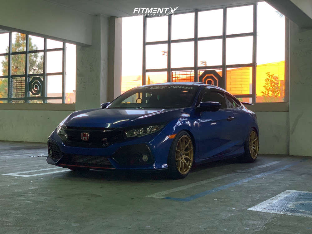 2019 Honda Civic Si with 18x9.5 Option Lab R716 and Goodyear 235x45 on ...