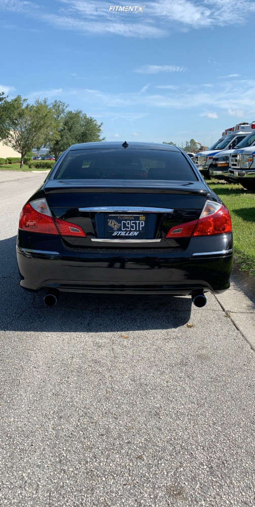 2008 INFINITI M35 Base with 20x9 Vossen Cvt and Hankook 245x35 on ...