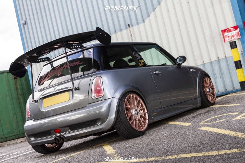 2004 Mini Cooper S with 17x8 Rotiform Rse and Nankang 195x40 on ...