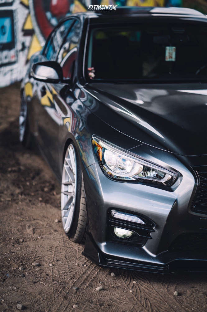2014 INFINITI Q50 Hybrid Sport with 19x10 Rotiform Rse and Toyo Tires ...
