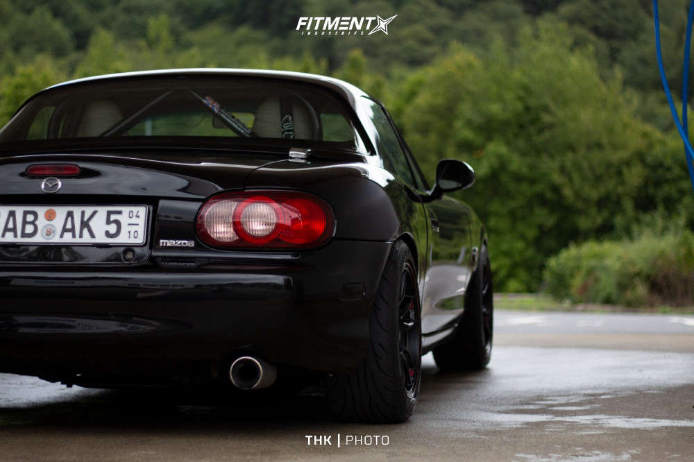 2000 Mazda Miata SE with 15x8 Motec Nitro and Nankang 205x50 on ...