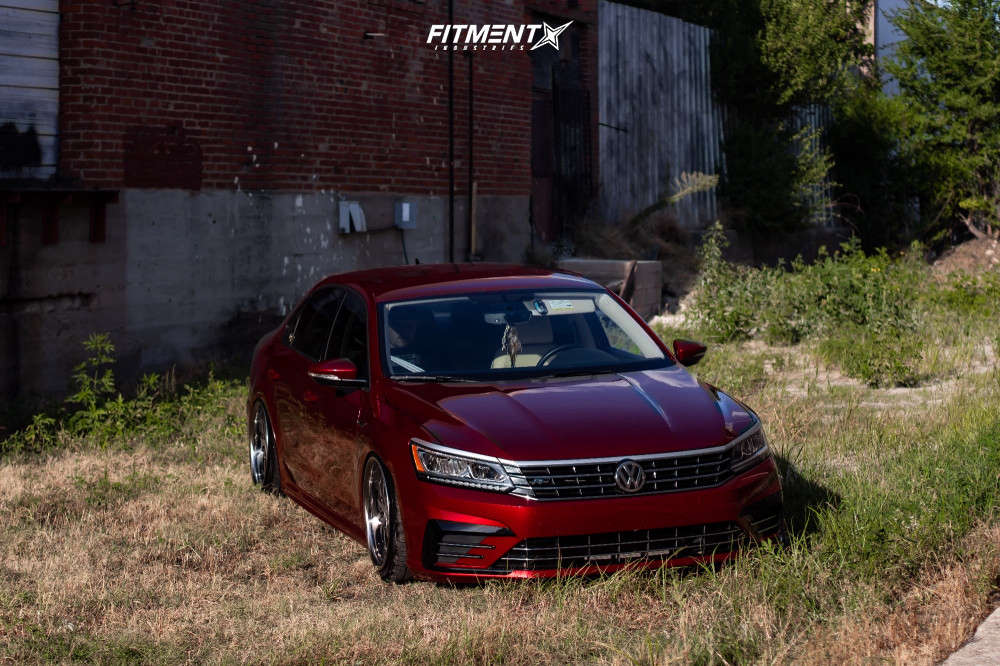 2018 Volkswagen Passat R-Line with 19x10 Vossen Vvs083 and BFGoodrich ...