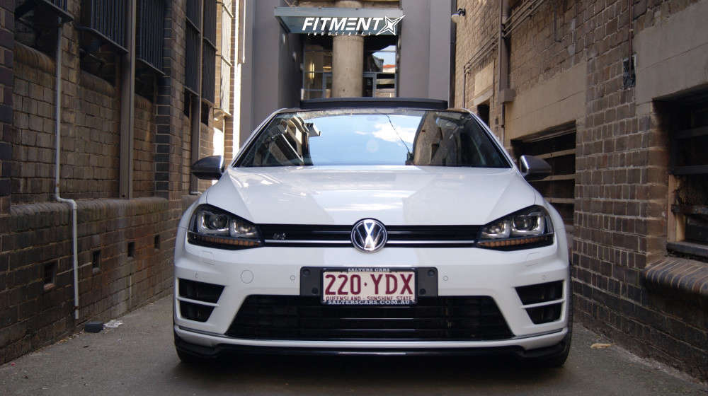 2015 Volkswagen Golf R Base with 19x8.5 OEM Wheels Rotors and Pirelli ...