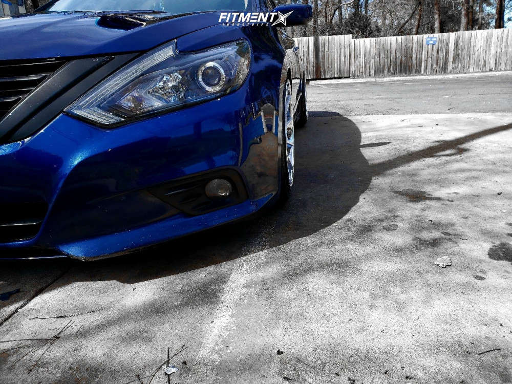 2016 Nissan Altima SR with 19x9.5 Ferrada FR4 and Futura 245x35 on ...