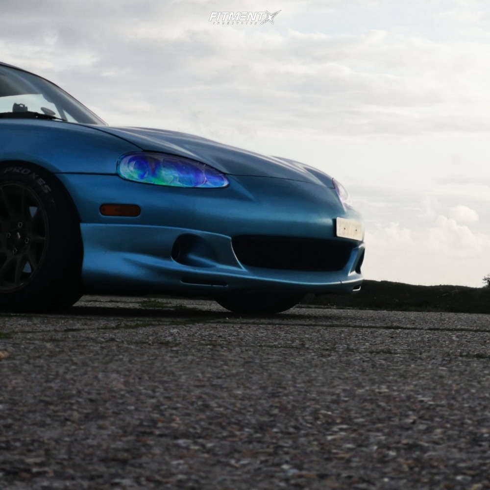 2001 Mazda MX-5 Miata Base with 15x8 Japan Racing Jr11 and Toyo Tires ...