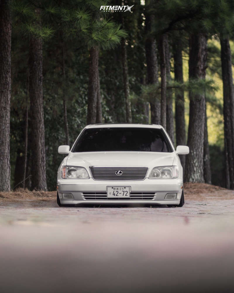1999 Lexus LS400 Base with 18x9.5 Aodhan Ds05 and Achilles 215x35 on ...