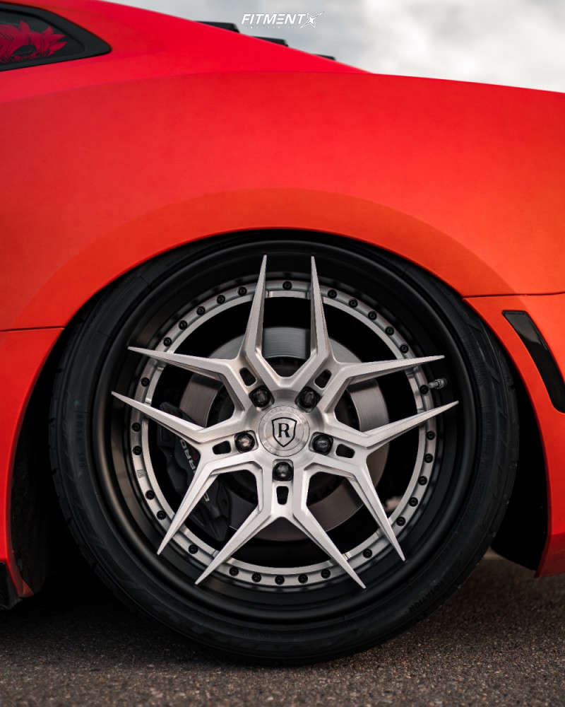 2018 Chevrolet Camaro SS with 20x10 Rohana RFG5 and Nitto 275x35 on Air ...