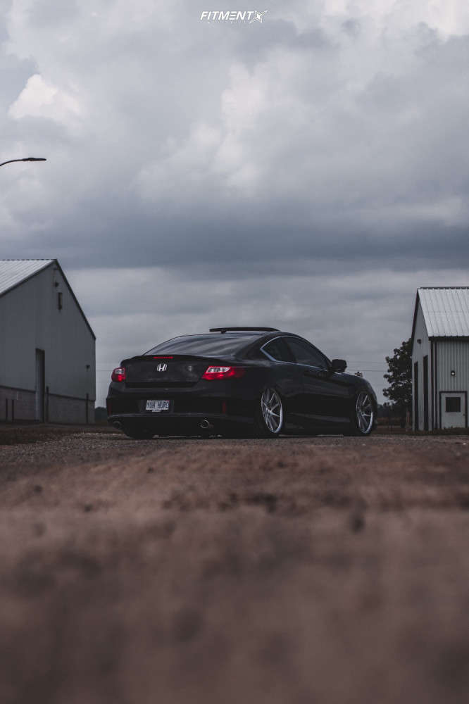 2013 Honda Accord EX-L with 20x10.5 Azad Az23 and Ovation 255x30 on Air ...