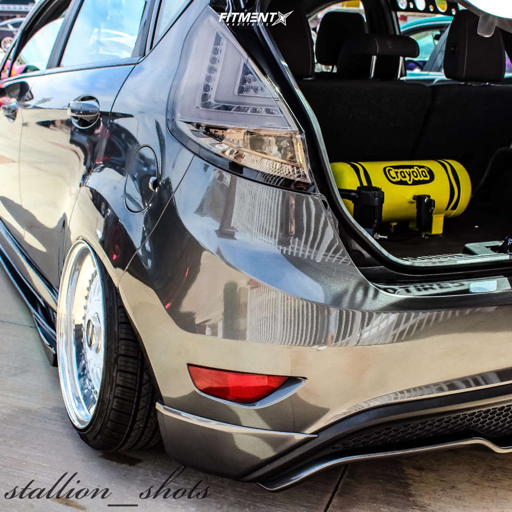 2016 Ford Fiesta ST with 17x8.5 BBS Rs and Milestar 205x40 on Air ...