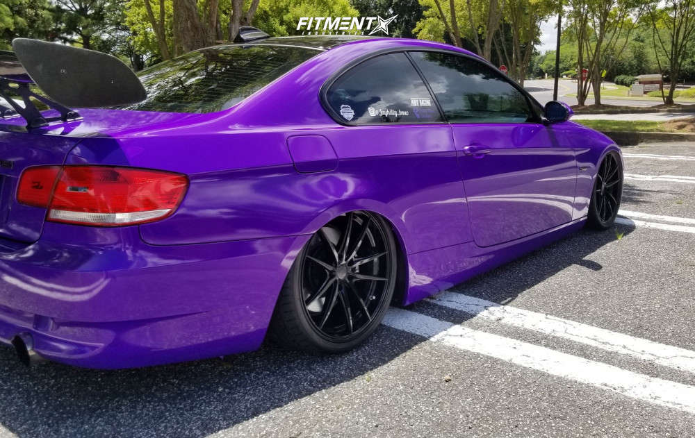 2009 BMW 335i Base with 19x8.5 Konig Oversteer and Hankook 235x35 on ...