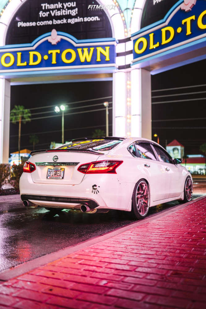 2017 Nissan Altima SR with 20x9 Vertini Rf1.4 and Nankang 225x35 on ...