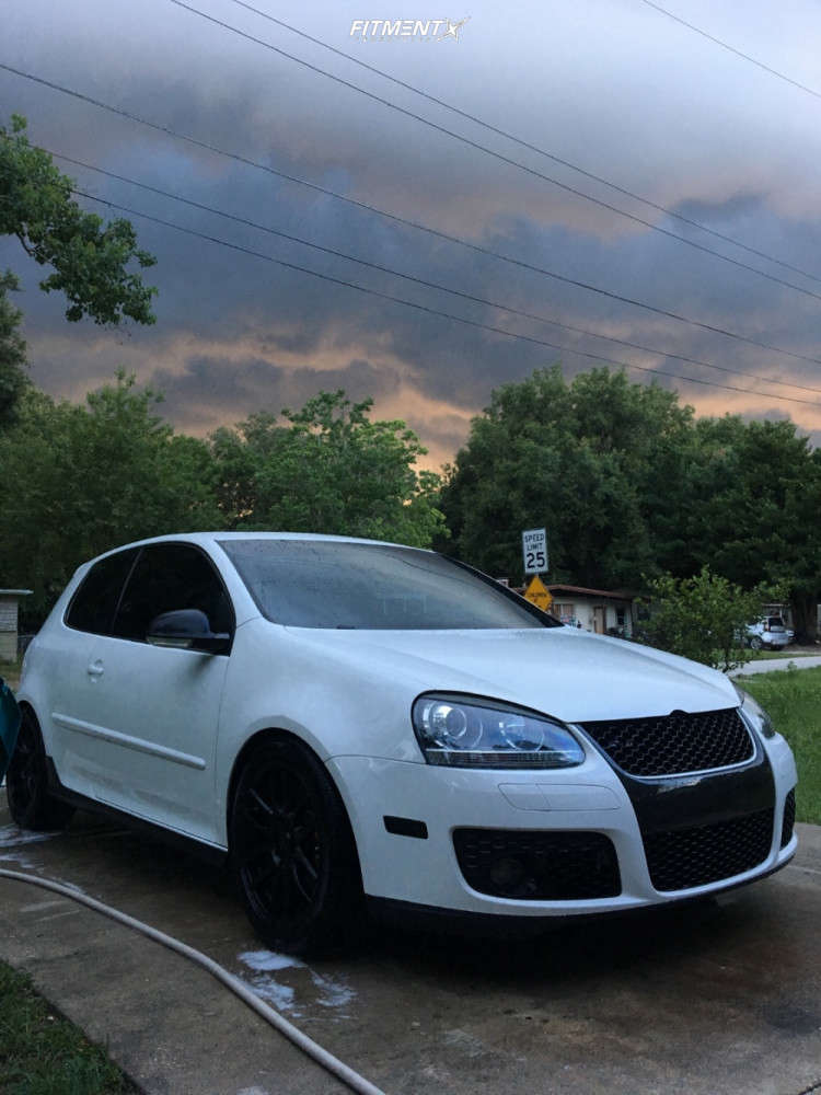 2006 Volkswagen GTI Base with 17x7.5 Raceline Mystique and Hankook ...