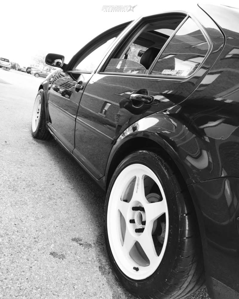2000 Volkswagen Jetta GLX with 17x8 Desmond Regamaster and Firestone ...