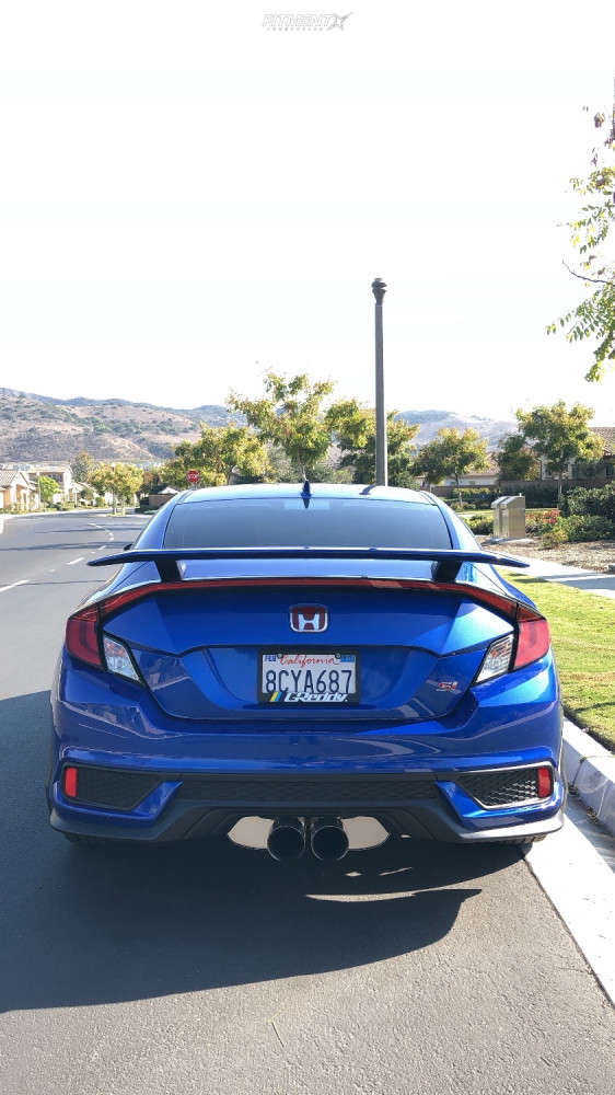 2019 Honda Civic Si with 19x9 SSR Sp1 and Hankook 225x35 on Lowering ...