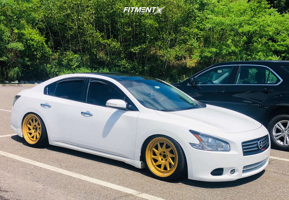 2012 Nissan Maxima SV with 19x9.5 Zedd Slt and Hankook 255x35 on Air ...
