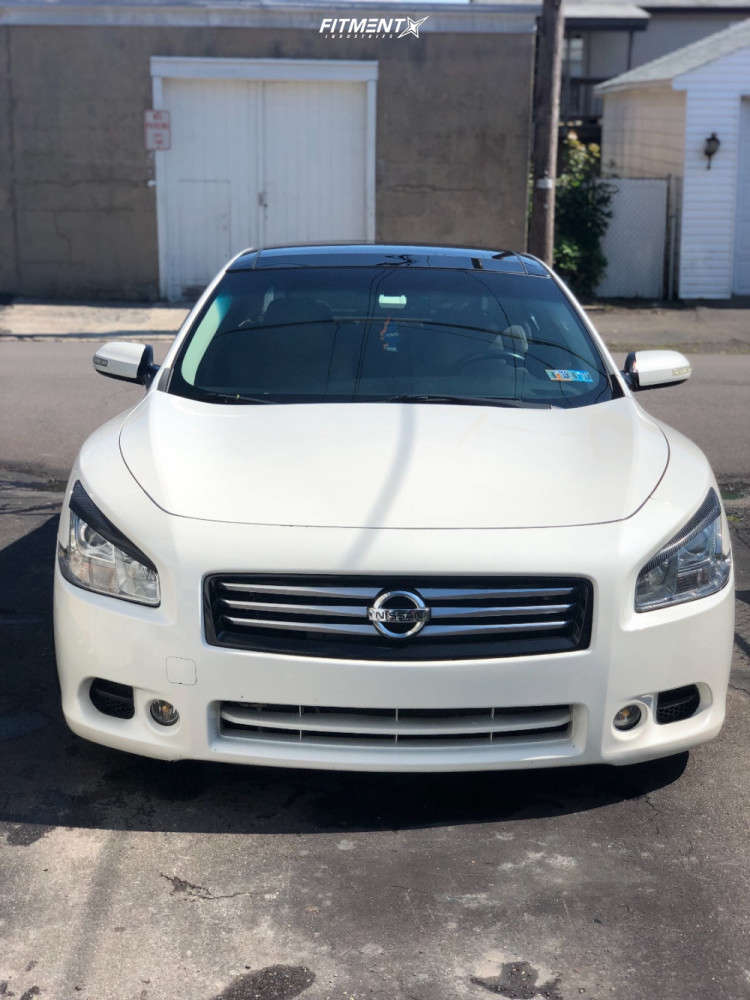2012 Nissan Maxima SV with 19x9.5 Zedd Slt and Hankook 255x35 on Air ...