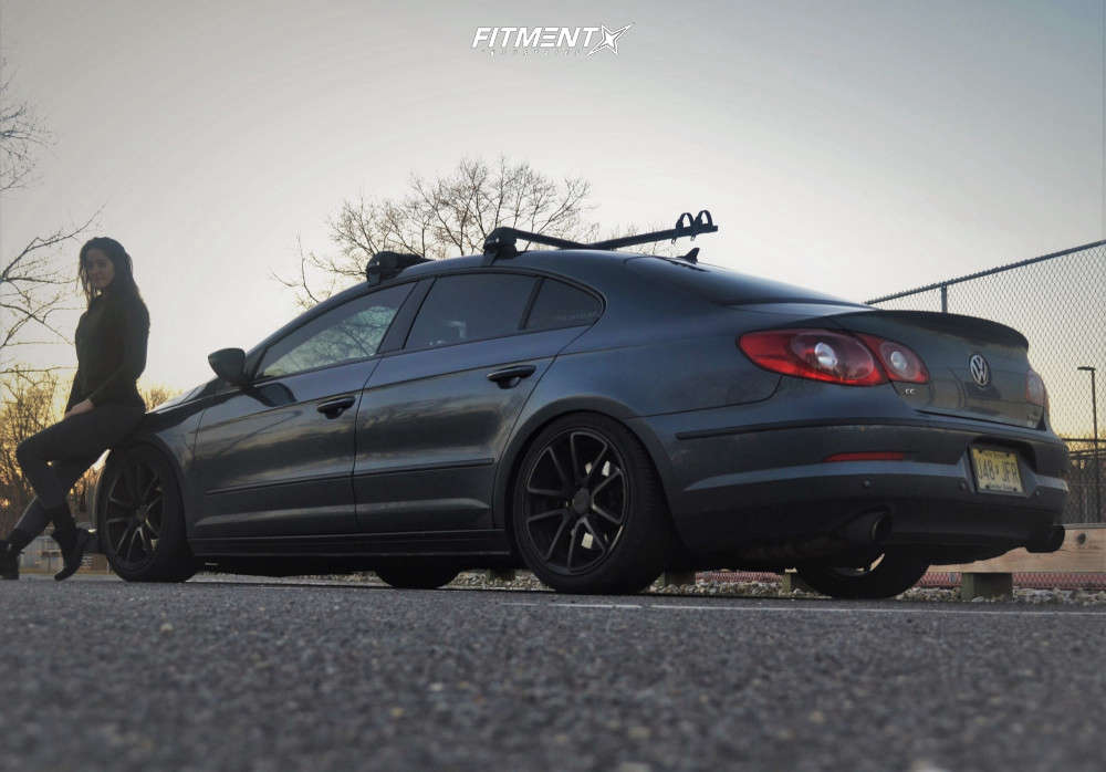 Rotiform SPF 18x8.5 45 Black | R1221885F8+45 | Fitment Industries