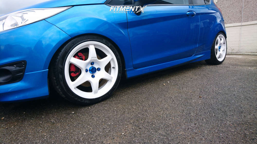 2013 Ford Fiesta S with 17x7.5 Comp Motive Mo6 and Kumho 205x40 on ...