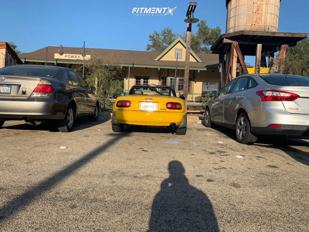 1992 Mazda MX-5 Miata Base with 15x7 949 Racing 6UL and Kumho 205x50 on ...