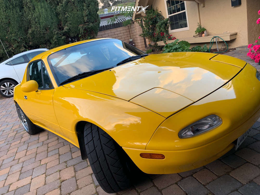 1992 Mazda MX-5 Miata Base with 15x7 949 Racing 6UL and Kumho 205x50 on ...