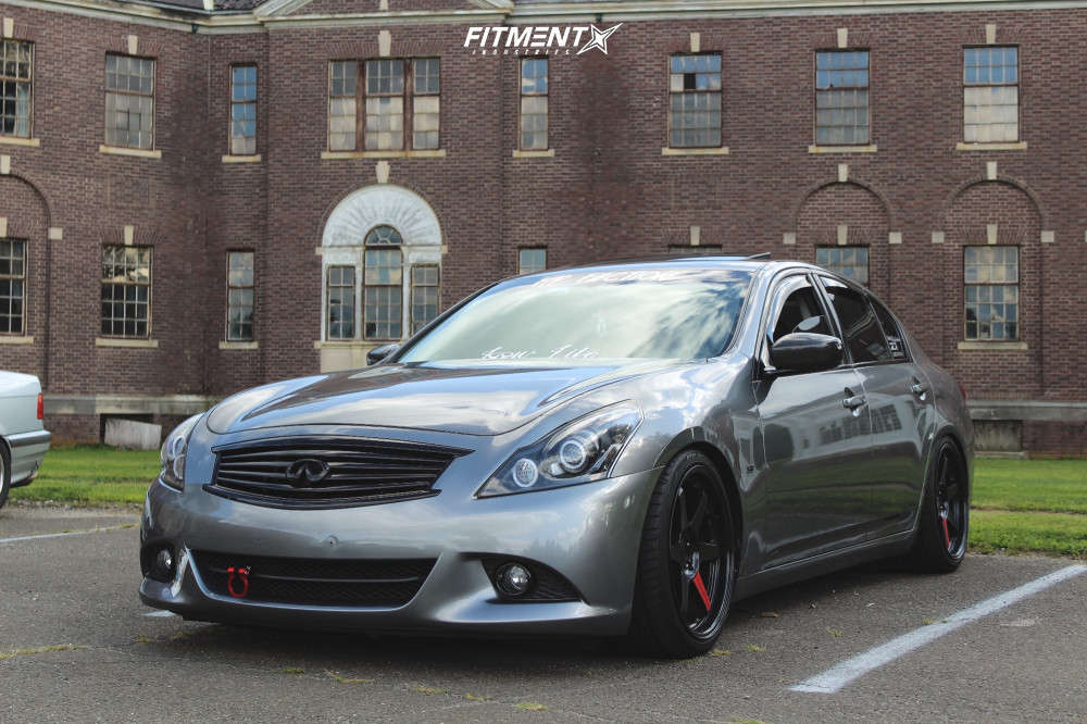2015 INFINITI Q40 Base with 19x9.5 Varrstoen Es2 and Achilles 245x35 on ...