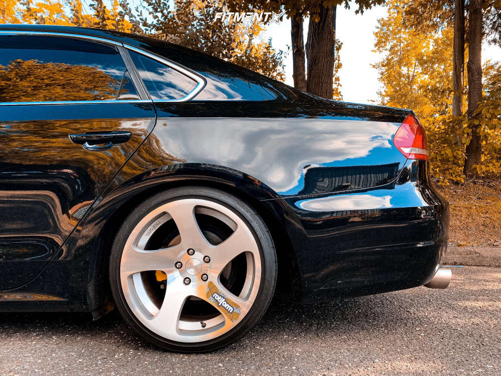 2014 Volkswagen Passat SE with 18x8.5 Rotiform Tmb and Nitto 205x40 on ...